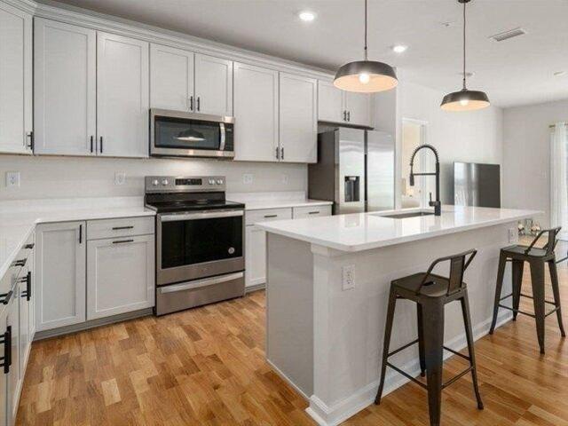condo with 3 bedroom, Woburn MA DLS102586949