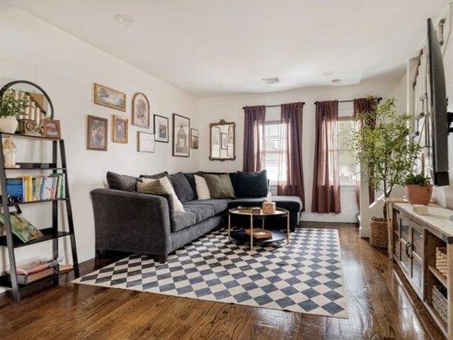 condo with 3 bedroom, Woburn MA DLS102960504