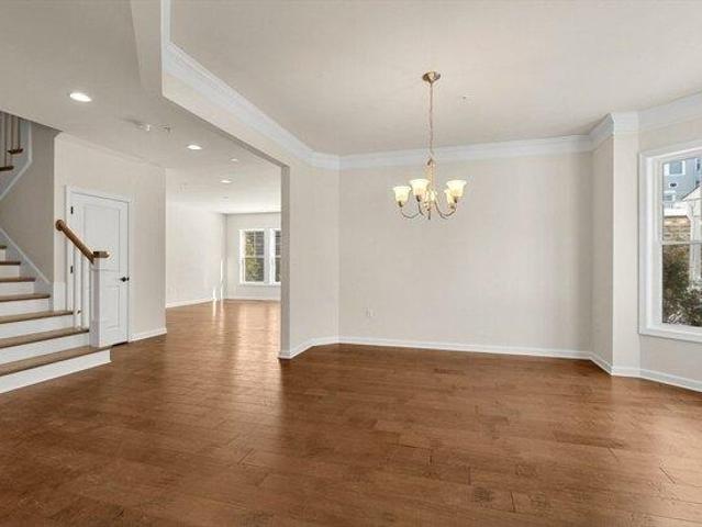 condo with 3 bedroom, Woburn MA ES103499938