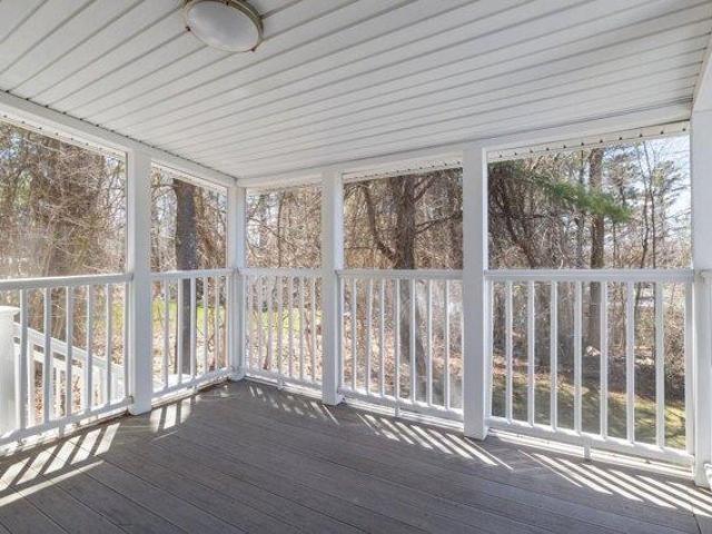 condo with 3 bedroom, Wolfeboro NH ES105116608