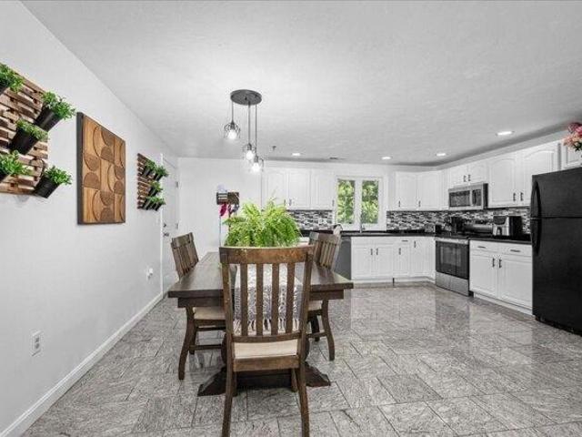 condo with 3 bedroom, Worcester MA DS103444705