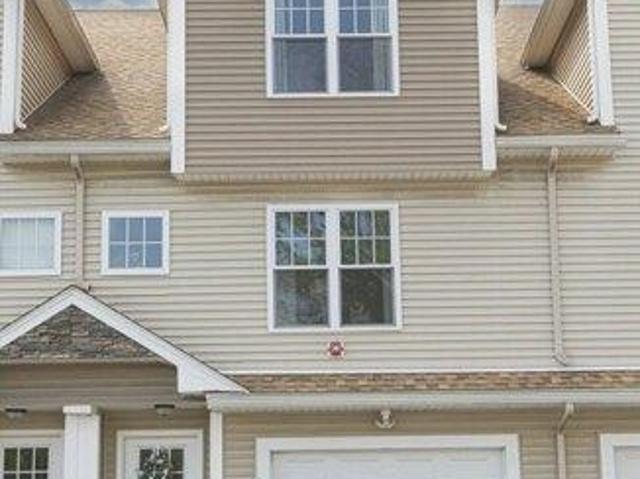 condo with 3 bedroom, Worcester MA DS104113858