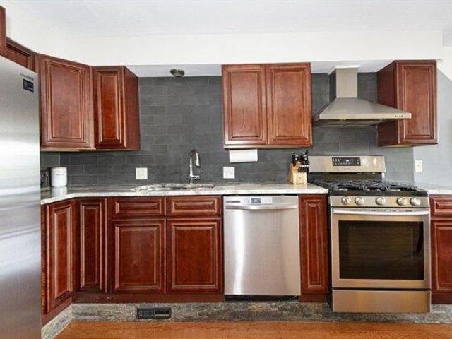 condo with 3 bedroom, Worcester MA ES103443520