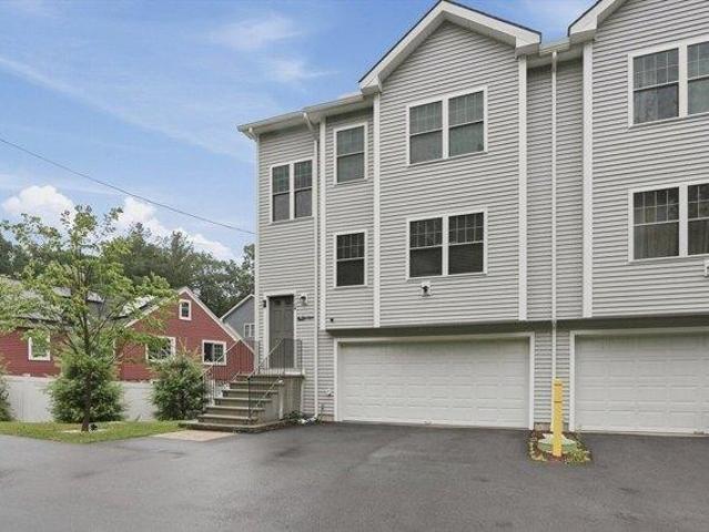 condo with 3 bedroom, Worcester MA ES104848109
