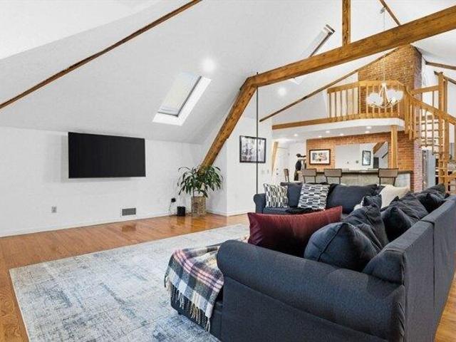 condo with 3 bedroom, Worcester MA ES104851309