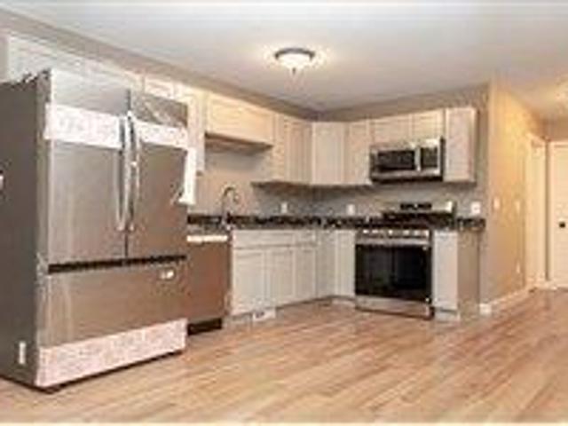 condo with 3 bedroom, Worcester MA ES104236319