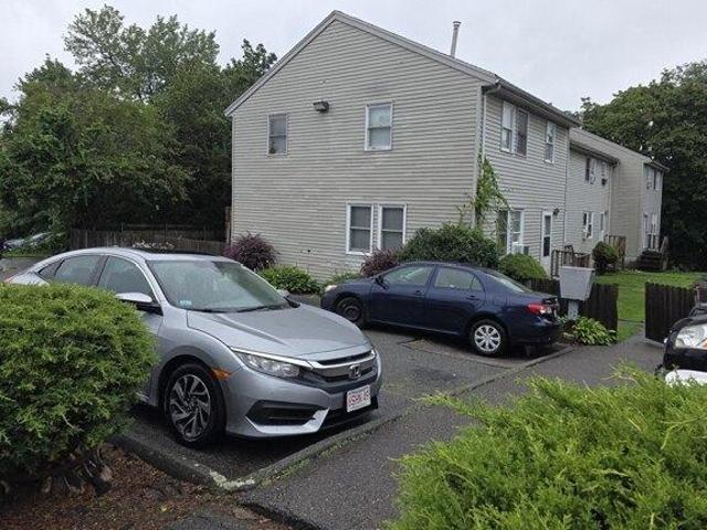 condo with 3 bedroom, Worcester MA ES105082682