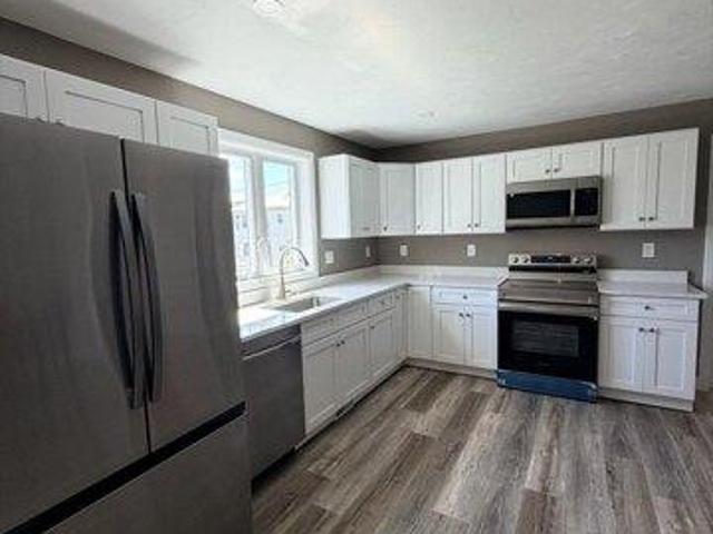 condo with 3 bedroom, Worcester MA ES105124657