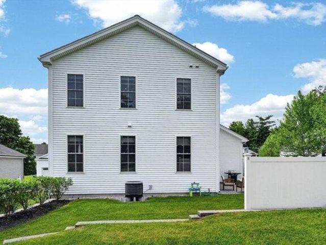 condo with 3 bedroom, Acton MA ES104375139