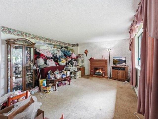 condo with 3 bedroom, Agawam MA ES105426795
