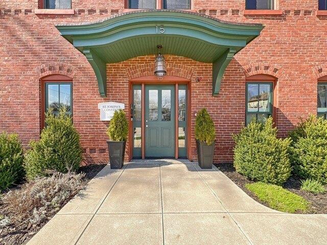 condo with 3 bedroom, Amesbury MA DS102960182
