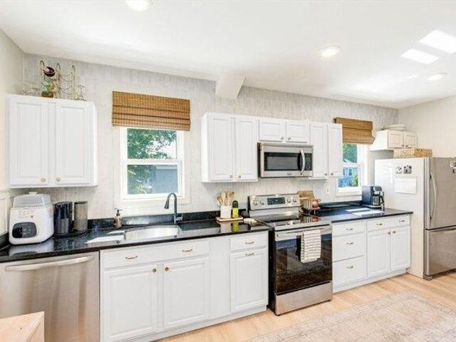 condo with 3 bedroom, Amesbury MA ES103493548