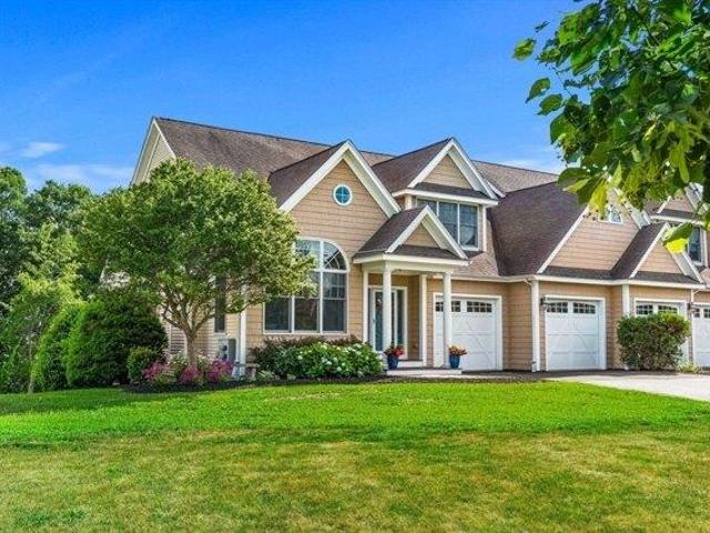 condo with 3 bedroom, Amesbury MA ES104850234