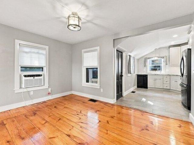 condo with 3 bedroom, Amesbury MA ES105230136