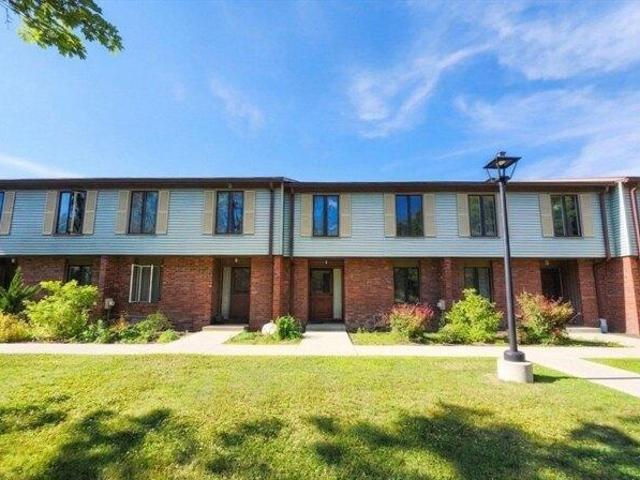 condo with 3 bedroom, Amherst MA DS104441531