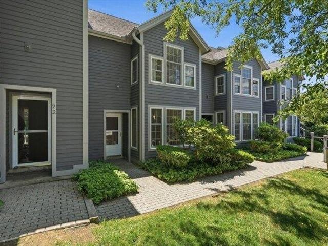 condo with 3 bedroom, Amherst MA DS103850867