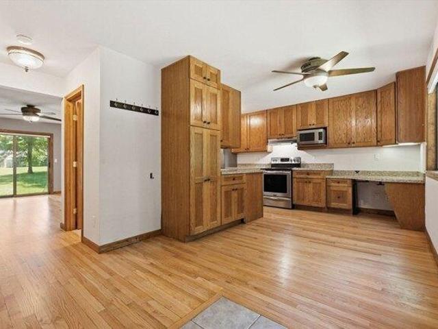 condo with 3 bedroom, Amherst MA ES104511154