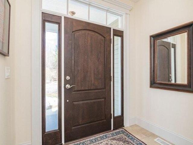 condo with 3 bedroom, Amherst MA ES105096202