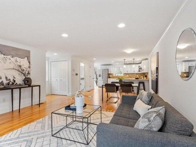 condo with 3 bedroom, Arlington MA DS101957612