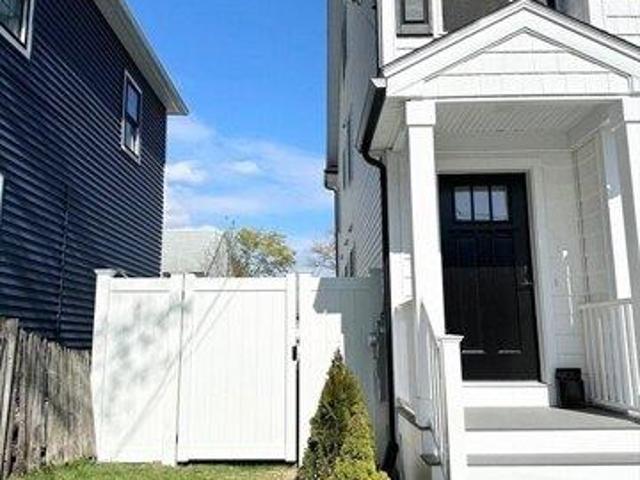 condo with 3 bedroom, Arlington MA DS102411252