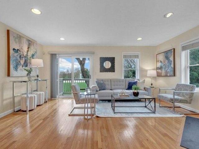 condo with 3 bedroom, Arlington MA DS102479350