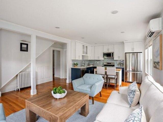 condo with 3 bedroom, Arlington MA ES102959616