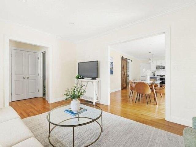 condo with 3 bedroom, Arlington MA ES102961018
