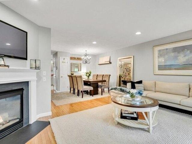 condo with 3 bedroom, Arlington MA ES103430964