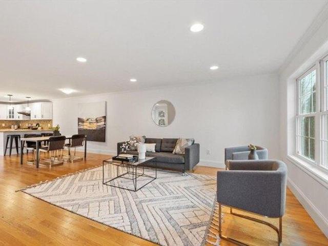 condo with 3 bedroom, Arlington MA ES103441125