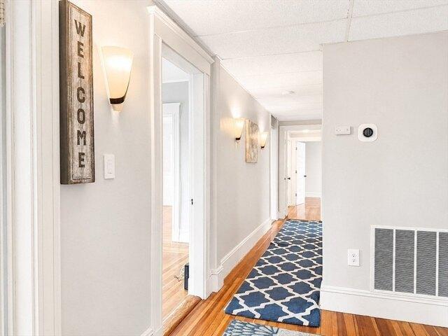 condo with 3 bedroom, Arlington MA ES105108599