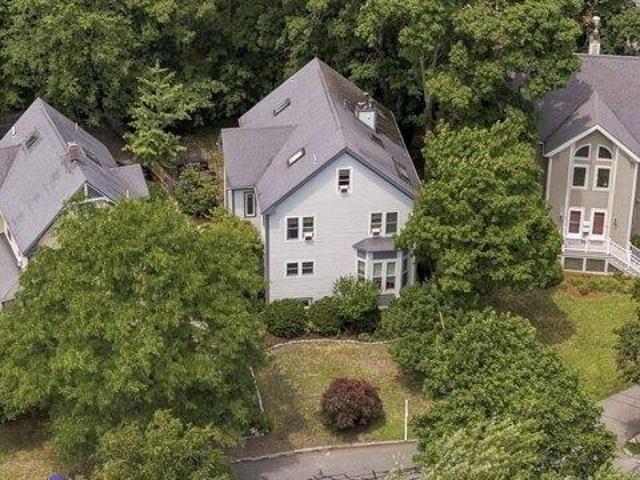 condo with 3 bedroom, Arlington MA ES105122771