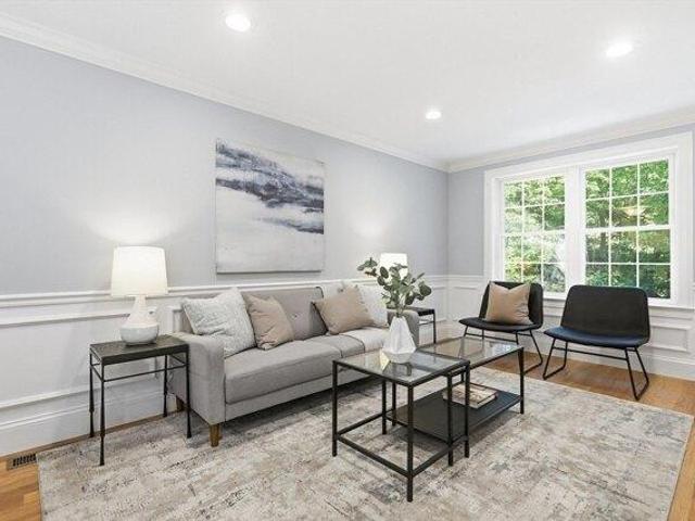 condo with 3 bedroom, Arlington MA ES105140151