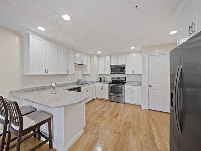 condo with 3 bedroom, Attleboro MA DS101998414