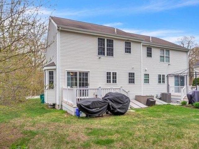 condo with 3 bedroom, Attleboro MA DS102120500