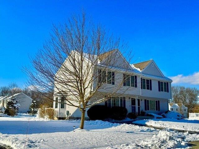 condo with 3 bedroom, Attleboro MA DS102343157