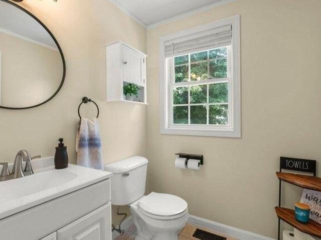 condo with 3 bedroom, Attleboro MA DS104044409