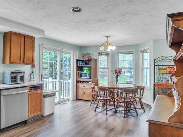 condo with 3 bedroom, Attleboro MA ES103159016