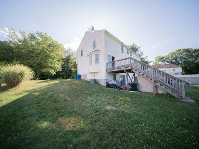 condo with 3 bedroom, Attleboro MA ES104480826
