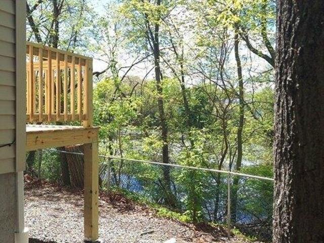condo with 3 bedroom, Attleboro MA ES104870114