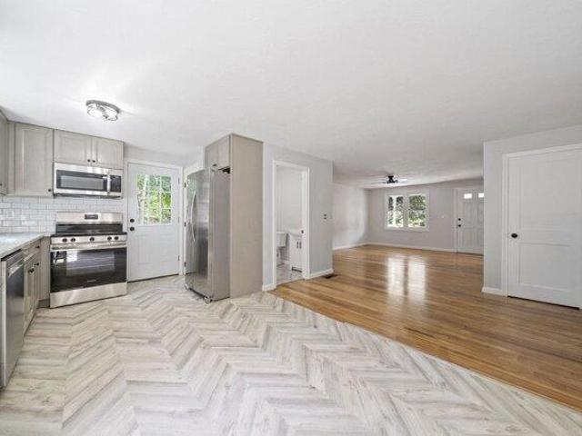 condo with 3 bedroom, Attleboro MA ES105403342