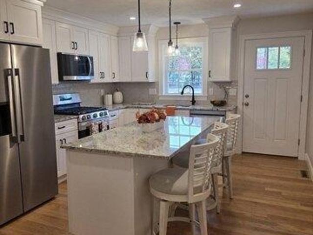 condo with 3 bedroom, Attleboro MA ES105173983