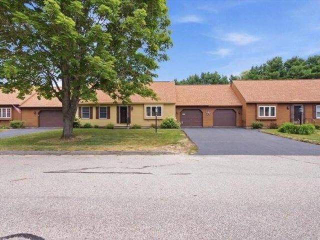 condo with 3 bedroom, Auburn ME ES104716805