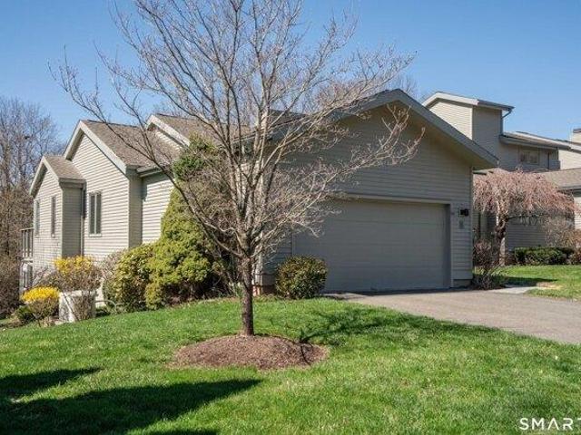 condo with 3 bedroom, Avon CT DLS101999648