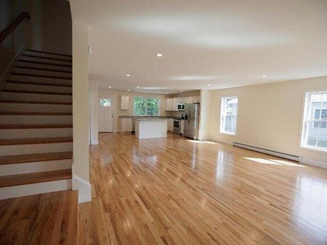 condo with 3 bedroom, Bangor ME DLS103127220