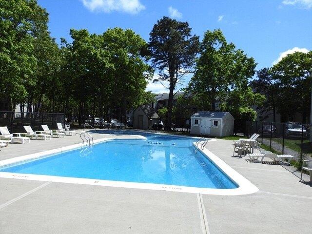 condo with 3 bedroom, Barnstable MA DS104116597