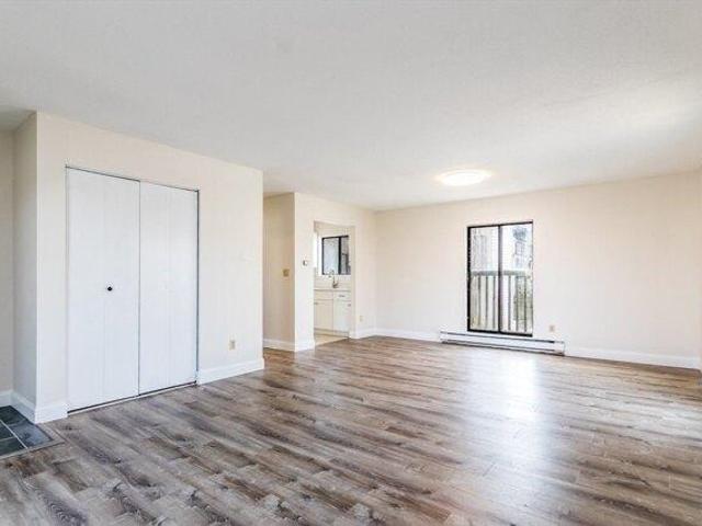condo with 3 bedroom, Barnstable MA ES103968607