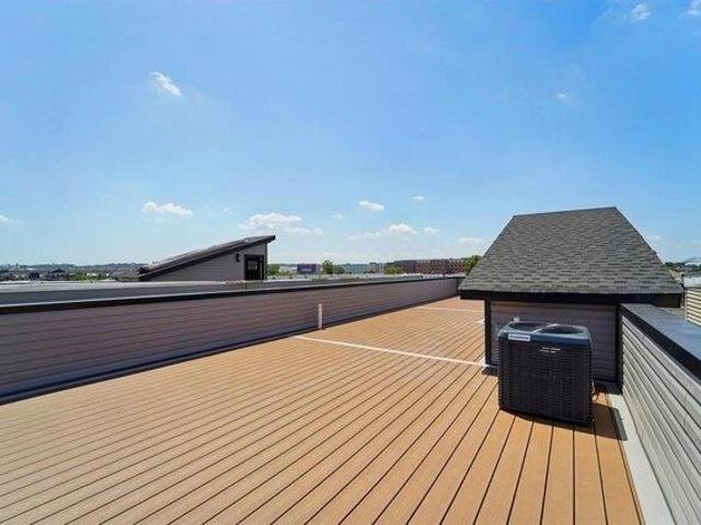 condo with 3 bedroom, Bayonne NJ ES104114848