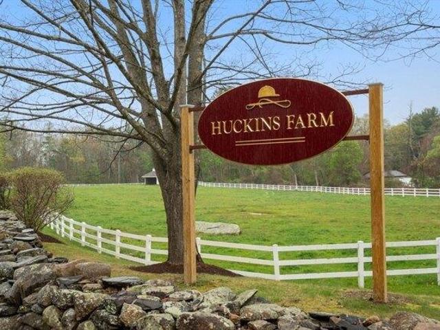 condo with 3 bedroom, Bedford MA DLS102860781