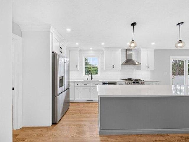 condo with 3 bedroom, Bedford MA ES105059780