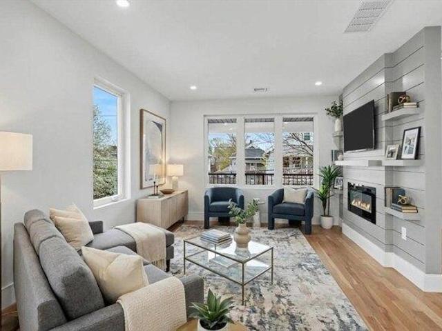 condo with 3 bedroom, Belmont MA DS103127624